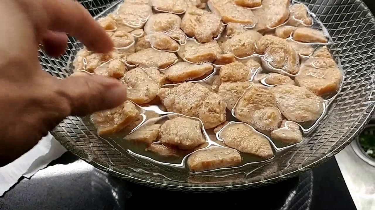 Easy ghetto soya slice ( TVP ) - YouTube