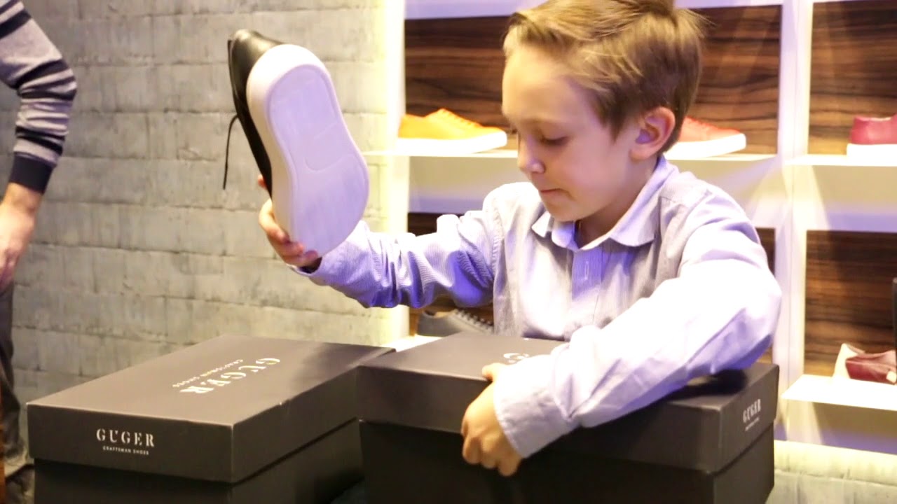 GUGER abre su tienda en Santa Fe. - YouTube