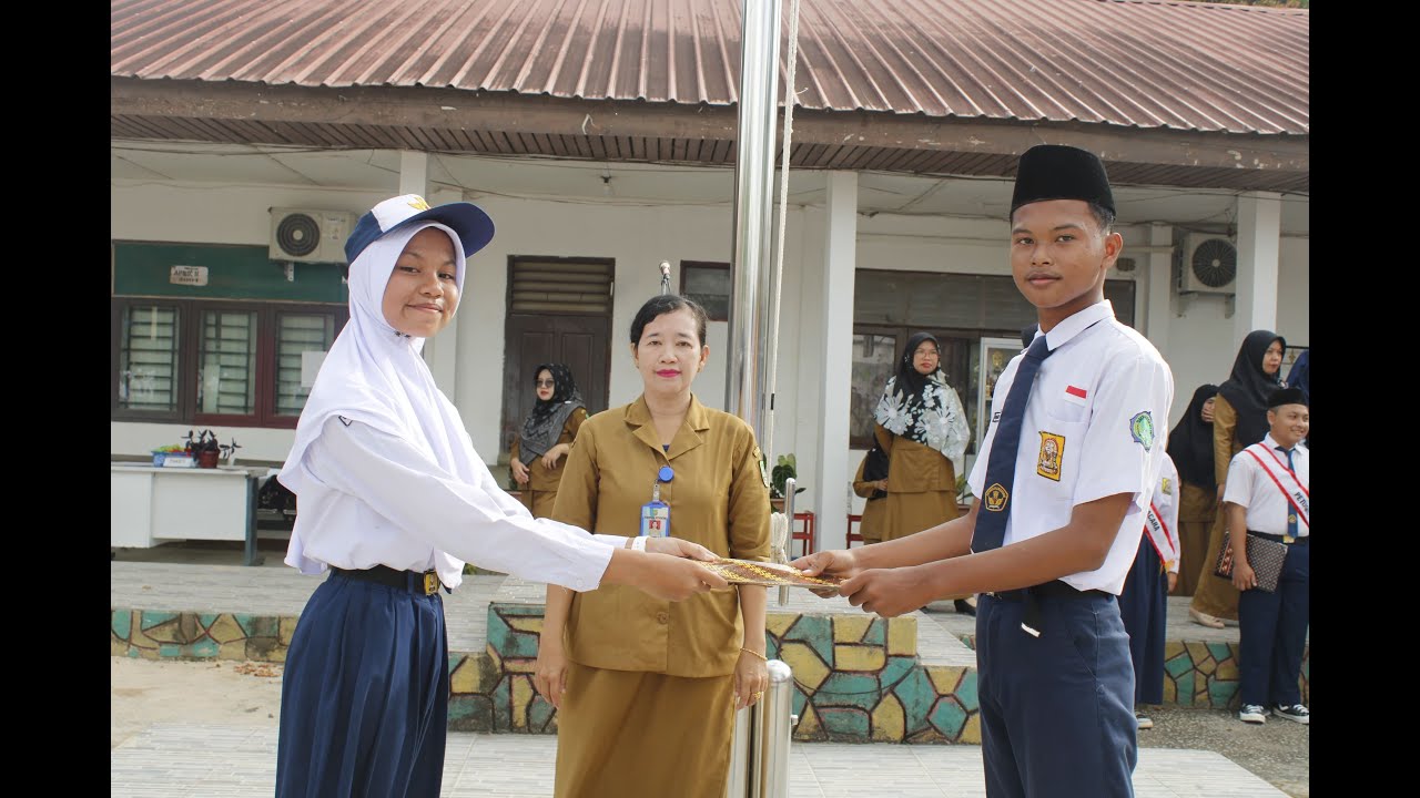 Pelantikan OSIS SMPN 16 Batam Periode 2024-2025 - YouTube