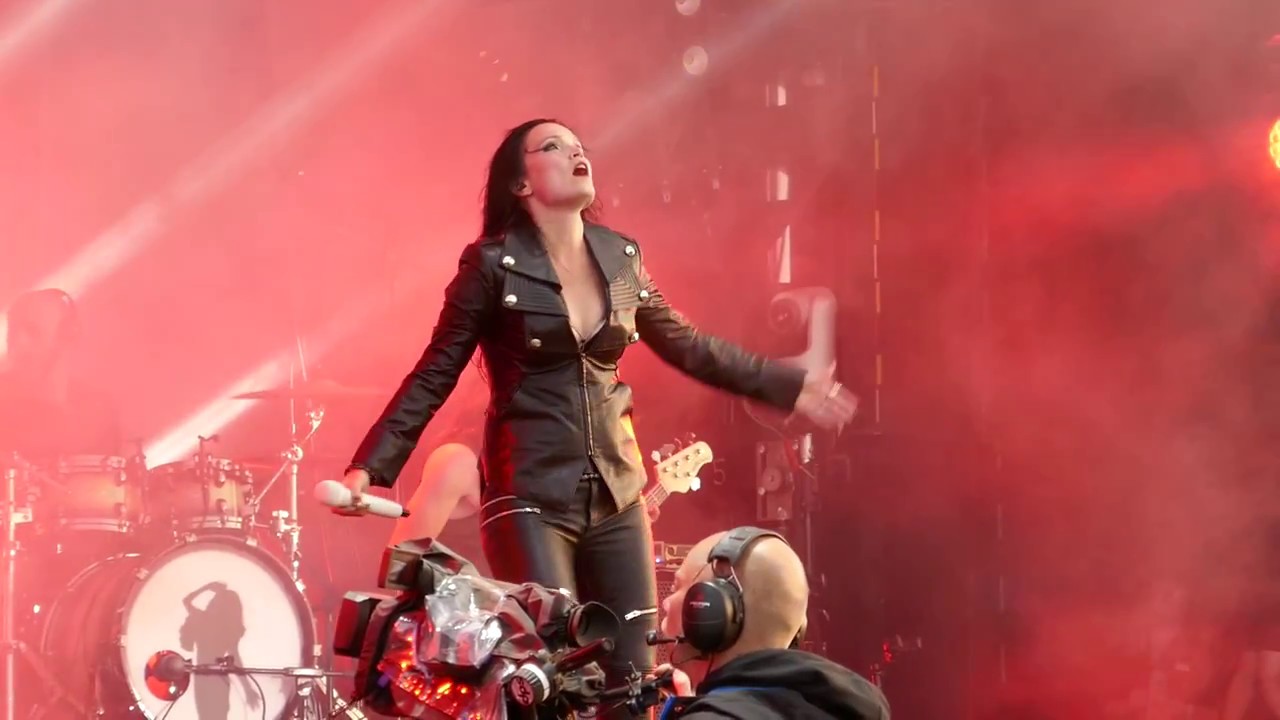 Tarja NEW song Love To Hate Live @ Sweden Rock 2018 - YouTube