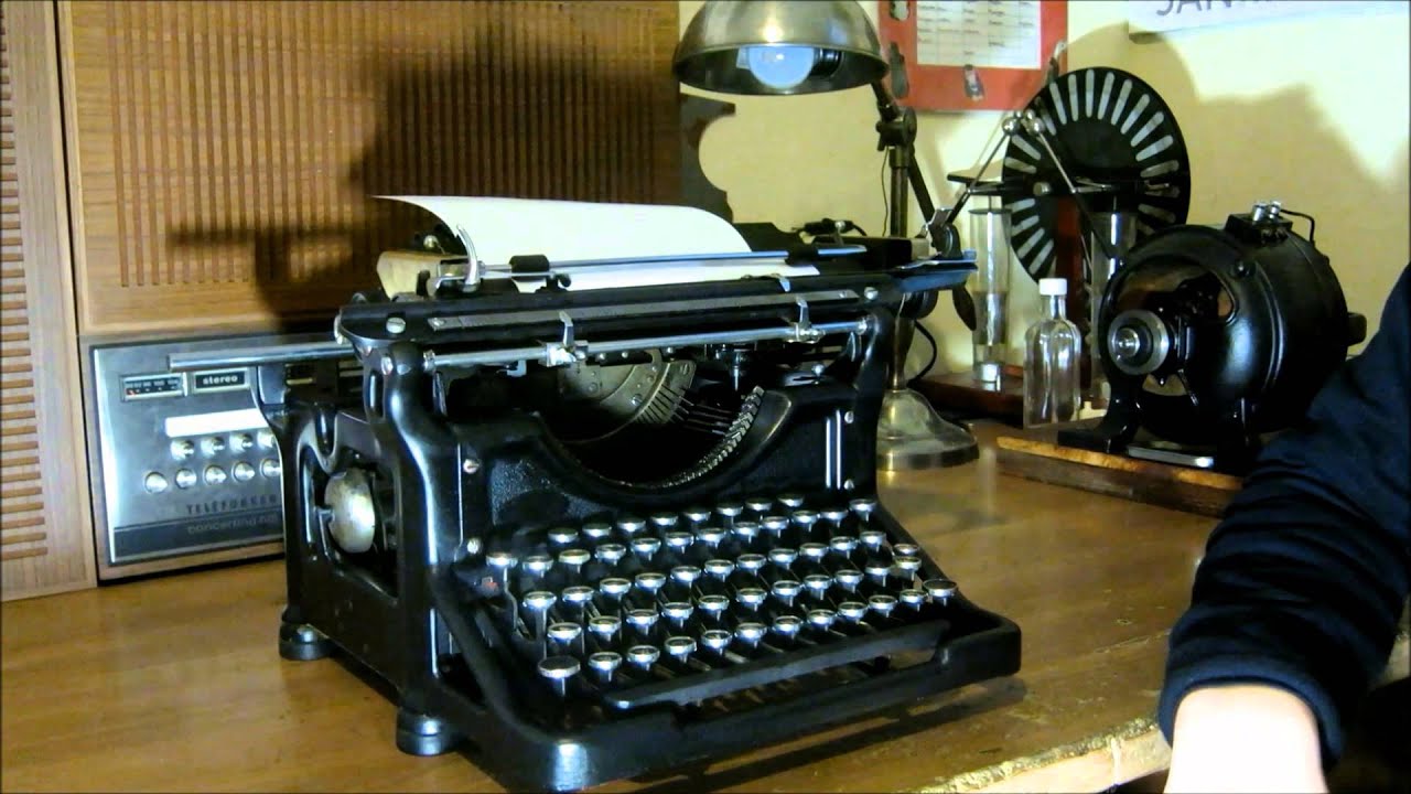 Typewriter Restauration - YouTube
