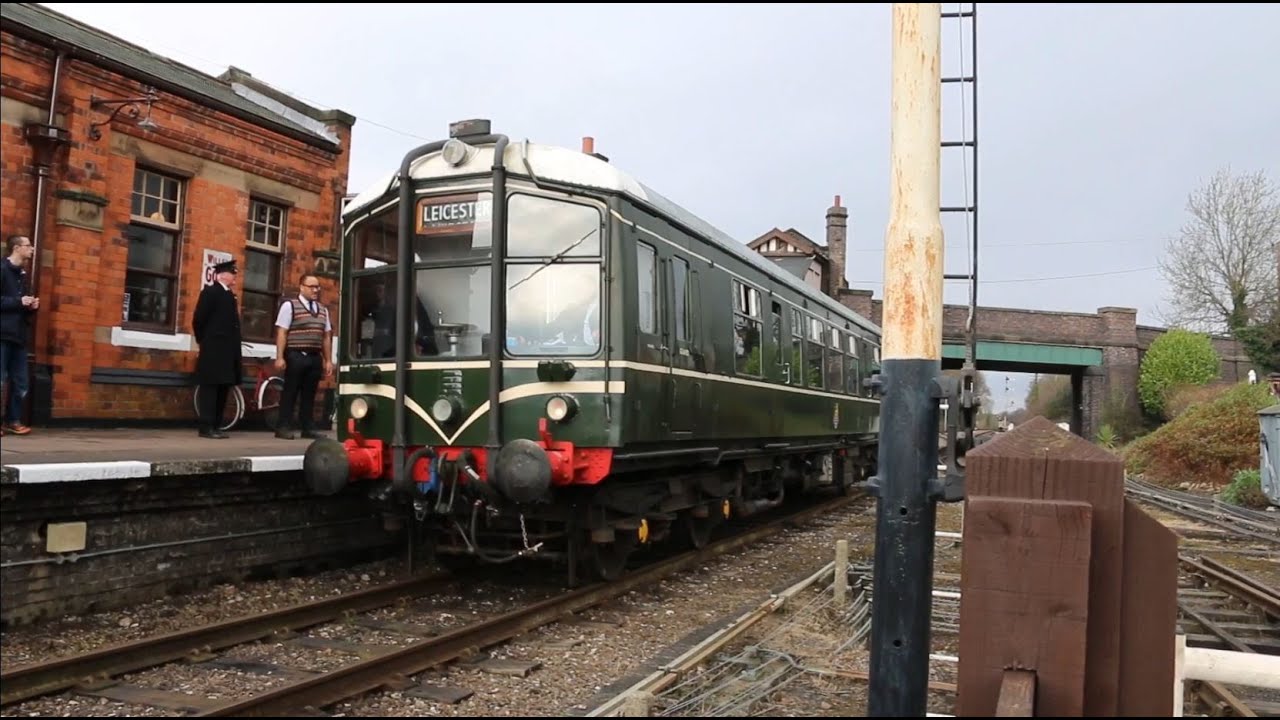 Derby Lightweight DMU Single Car Unit M79900 arrives and departs Quorn ...