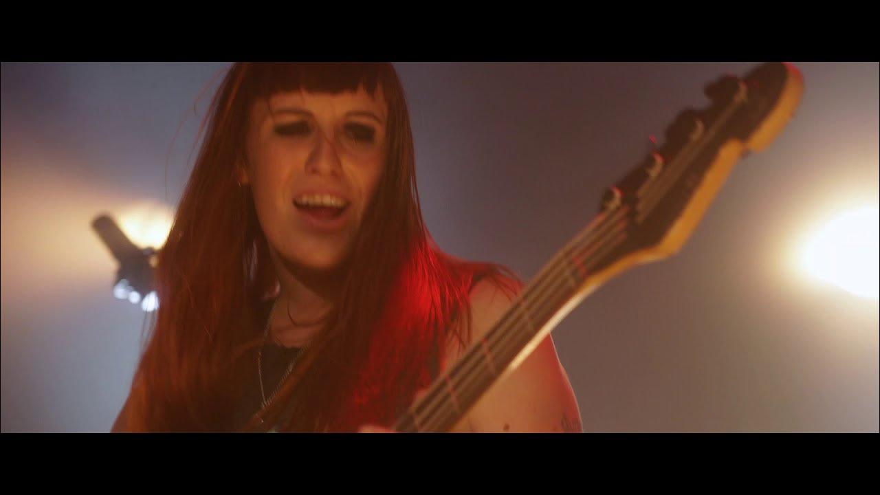 FALLEN LILLIES - PUPPET SHOW (CLIP OFFICIEL) - YouTube