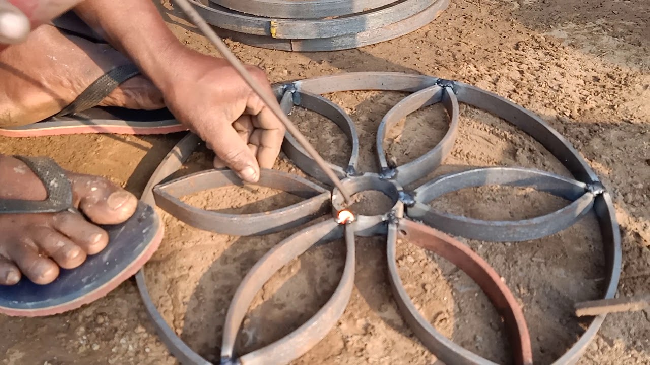 Lohe Ka Roshandan Kaise Banaye.. - YouTube