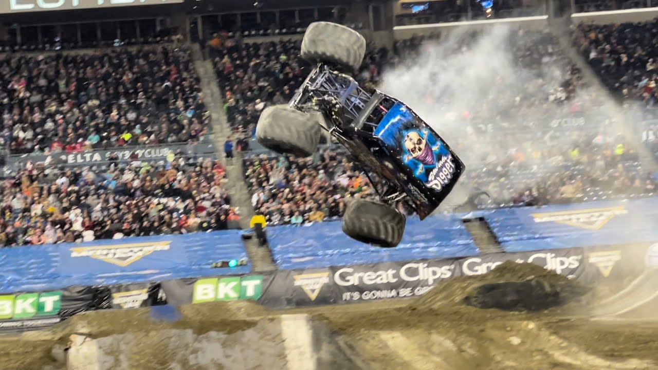 Monster Jam Freestyle Seattle, WA 2023 - YouTube