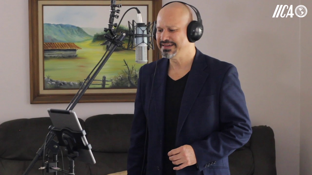 Allan Guzmán "Gigante Pequeño" - YouTube