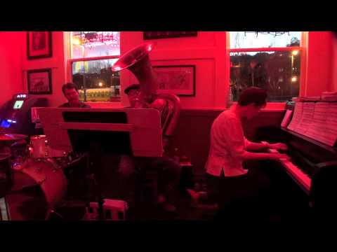 Virginia Tichenor & Friends "The Chevy Chase" - YouTube