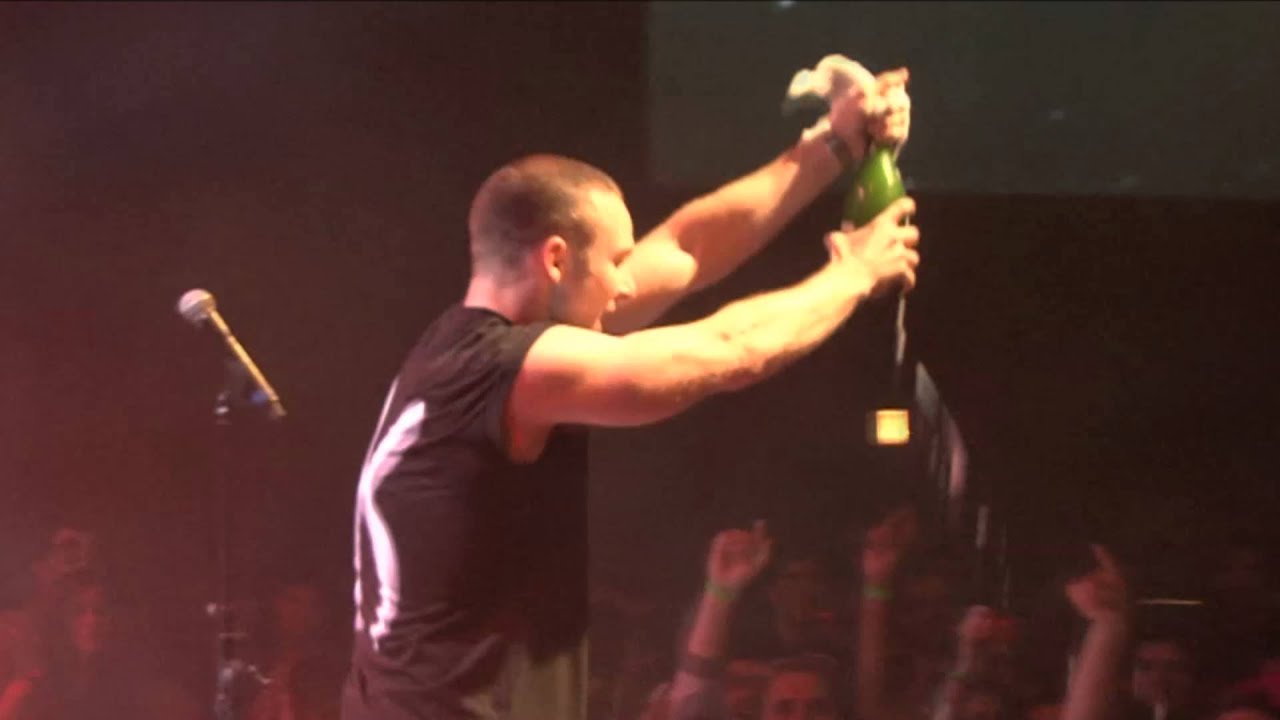 Klaww - It's The Weekend (off Chicago rapper / hip-hop artist Klaww's ...