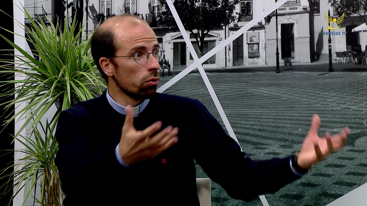 Entrevista Matinais - Padre Rui de Jesus - 15 de Novembro de 2017 - YouTube