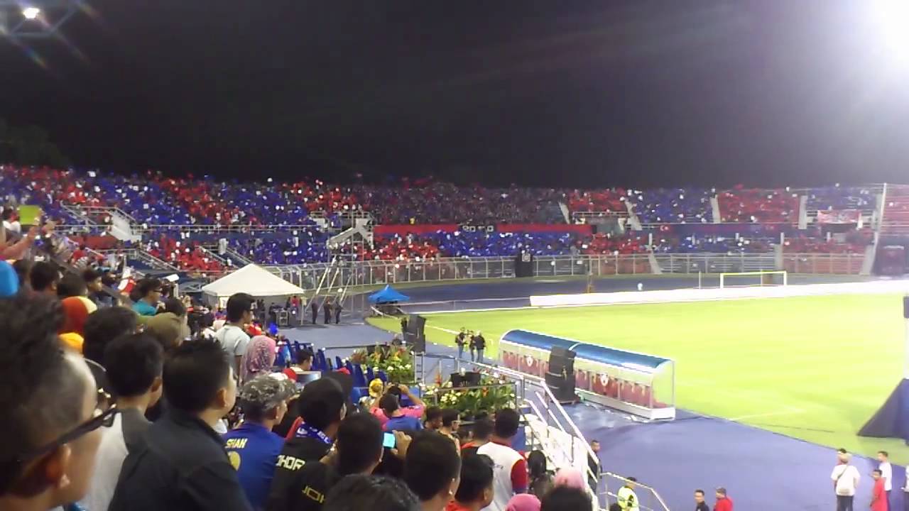 TERBAIK DARI STADIUM LARKIN - YouTube
