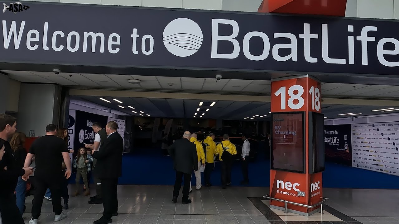A Busy Weekend, NEC Boat Show and Moving Marinas - YouTube