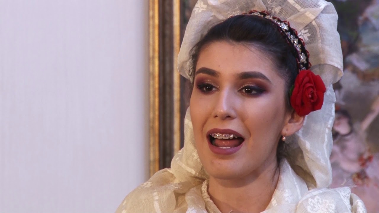 Cristina CONSTANTINESCU - Colo-n vale-n grădiniță - YouTube