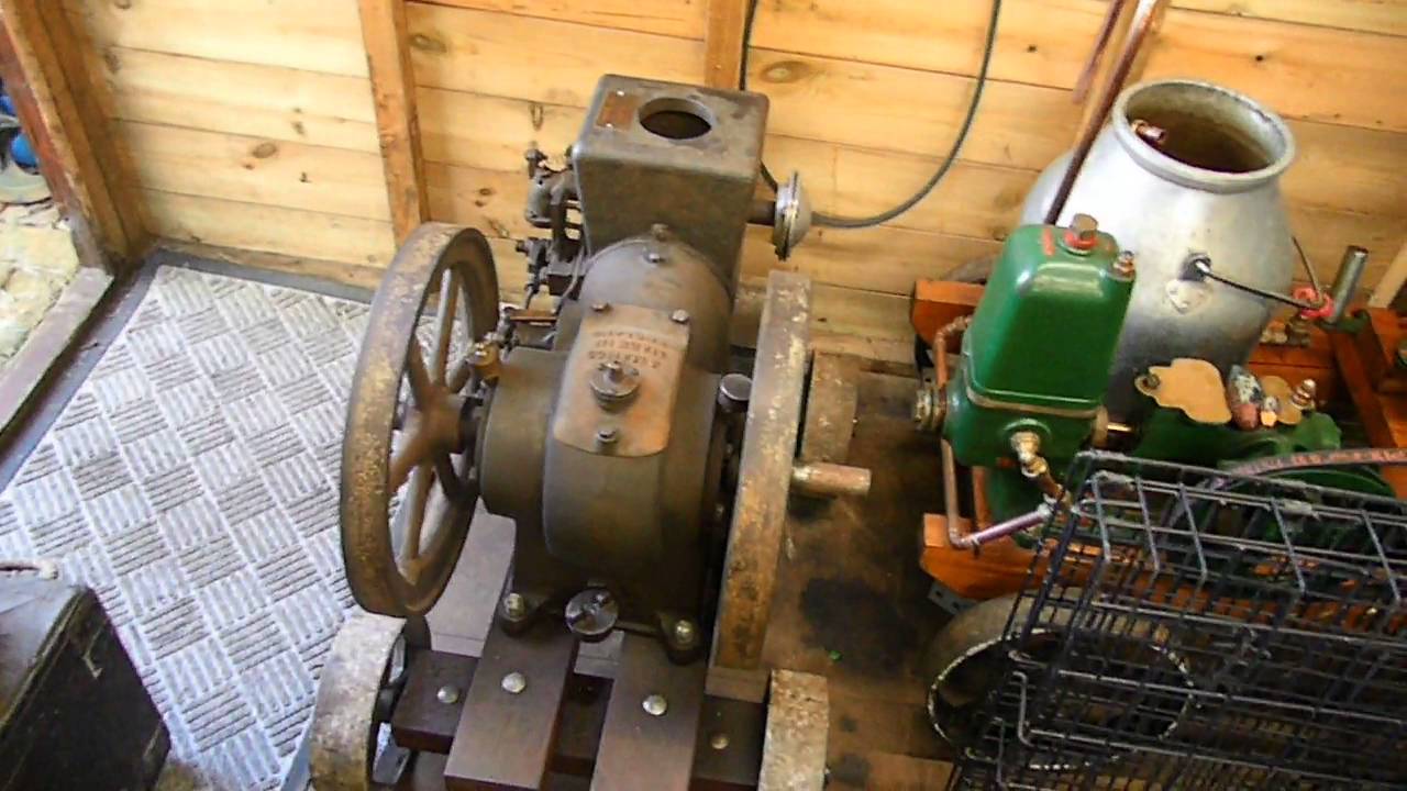 Bradford Amanco Stationary engine - YouTube