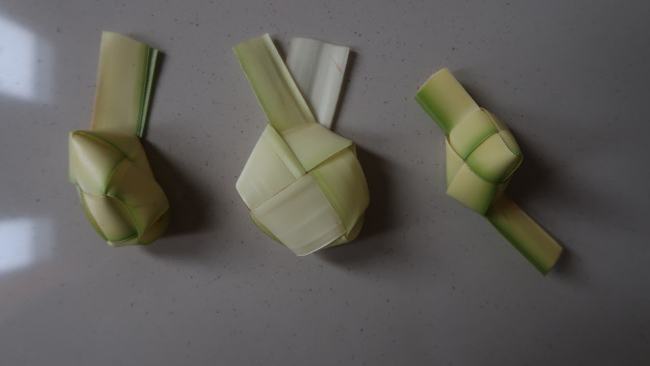 TUTORIAL MEMBUAT TIPAT TALUH, GATEP DAN TIPAT SARI - YouTube