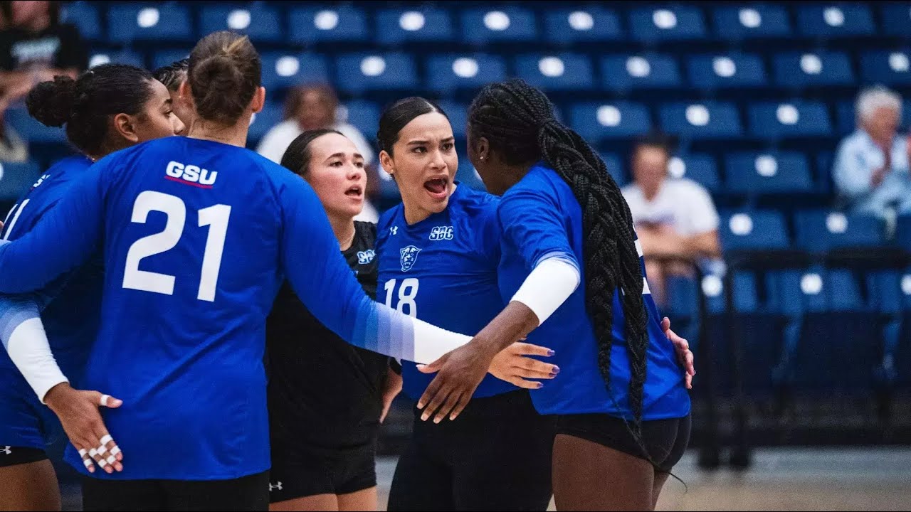 Fighting Peaches: Georgia State volleyball Flavia Siqueira & Shanelle ...
