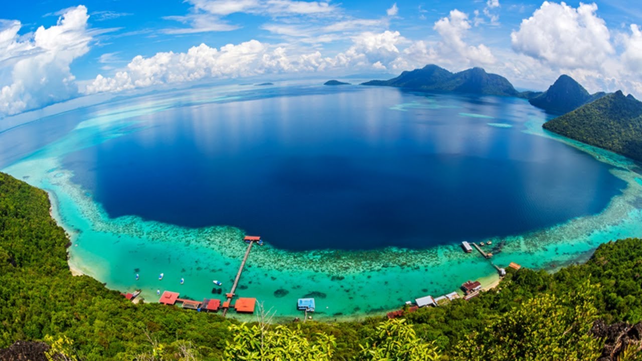 Top 10 Bluest Water In The World || Pastimers - YouTube