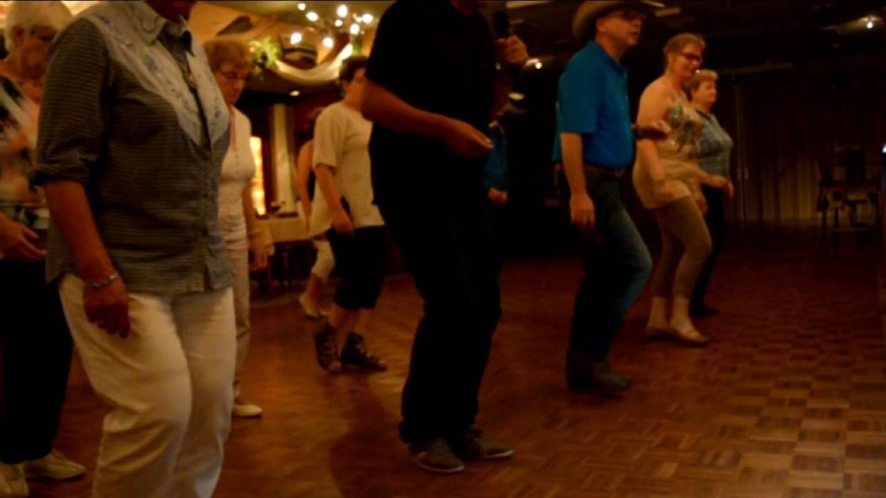 Going Up The Country line dance - YouTube