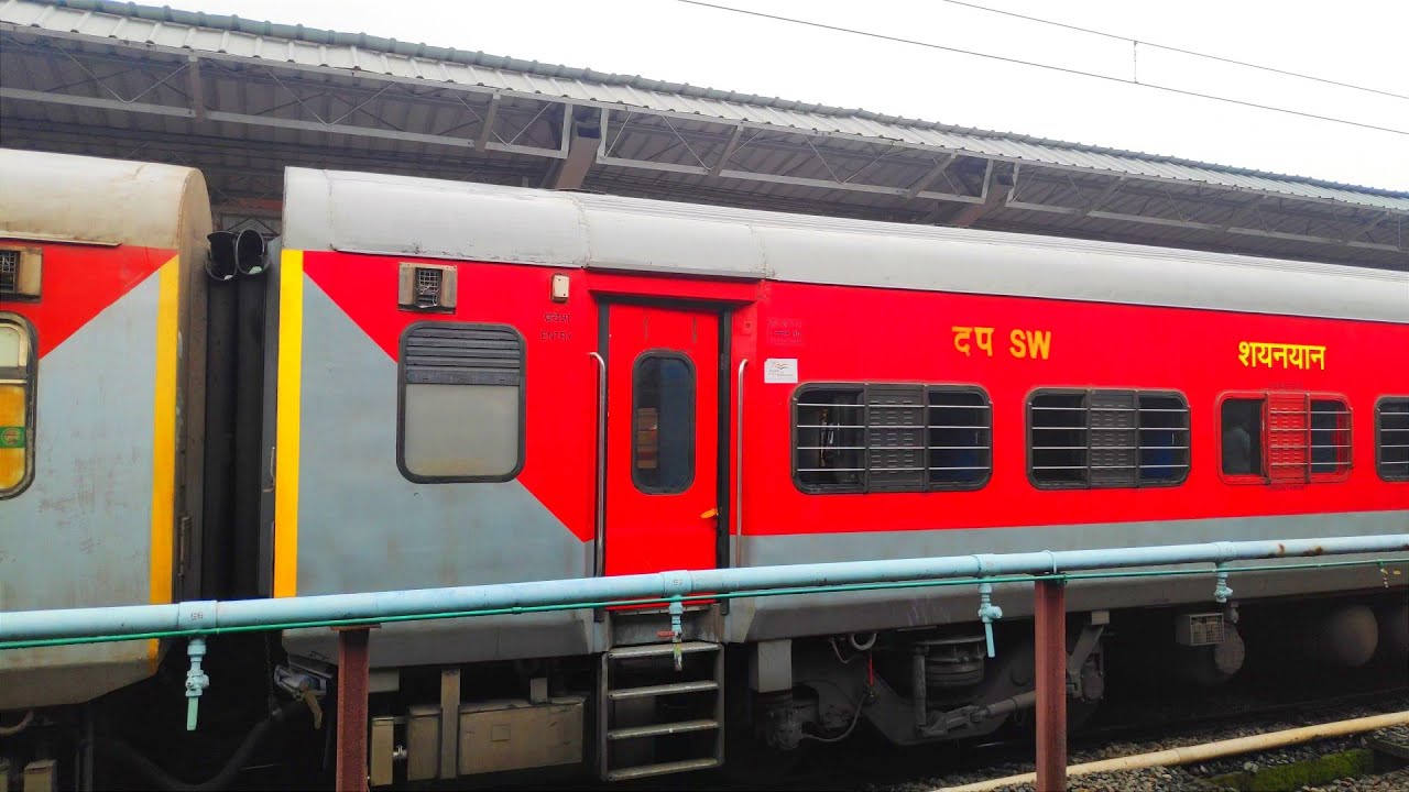 Train announcement | Yesvantpur - Kannur Express - YouTube