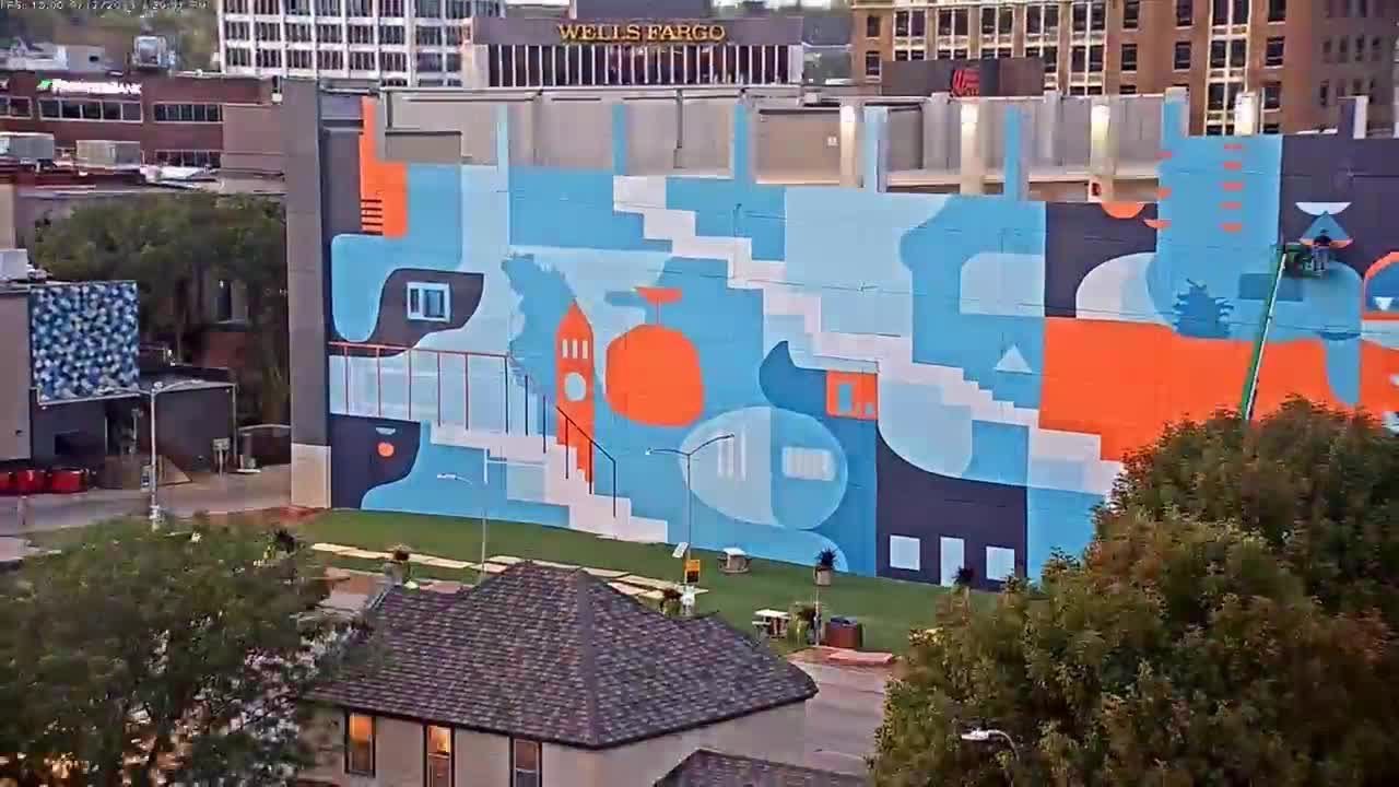Timelapse: South Dakota's largest mural brightens downtown Sioux Falls ...