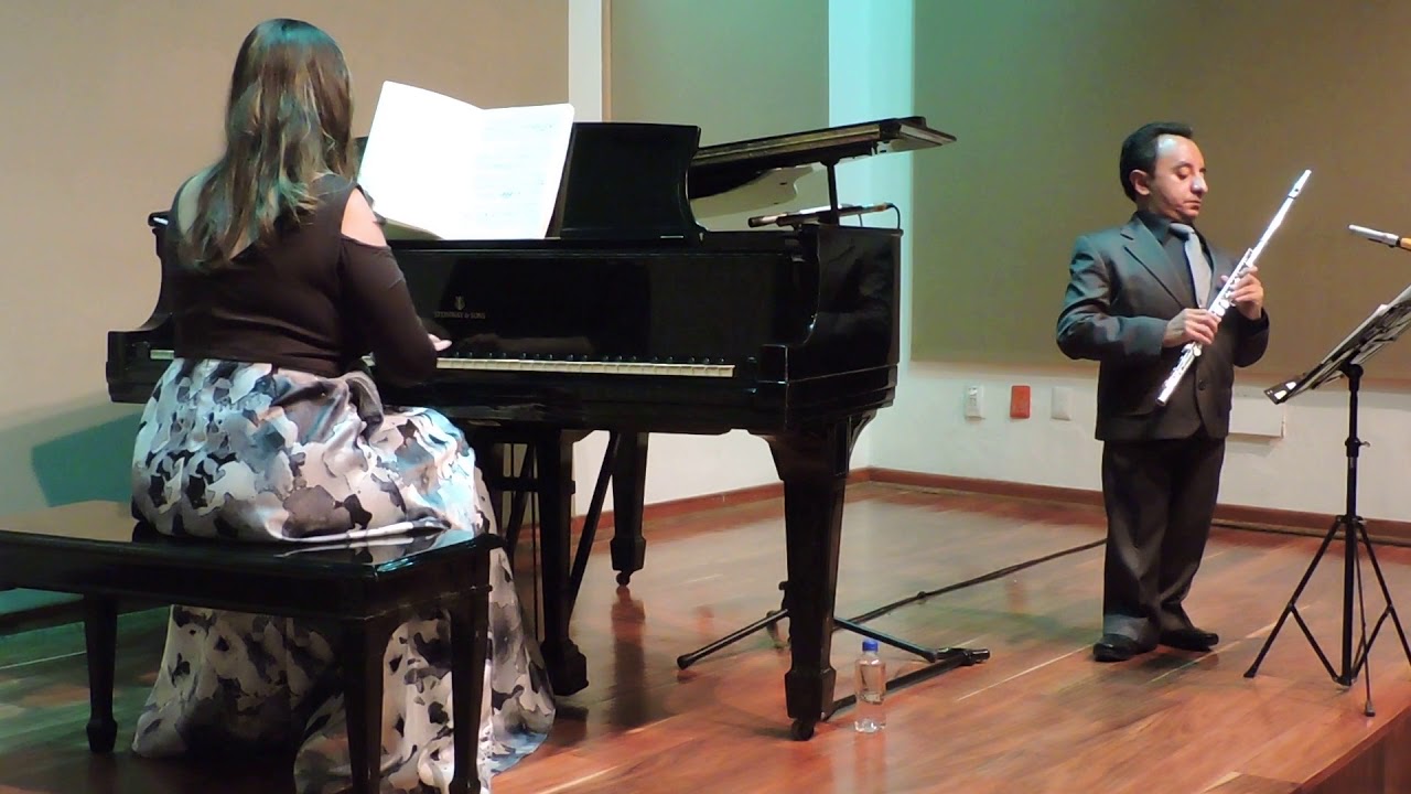 Nathan Meaney y Montserrat Ferrer 02 - YouTube