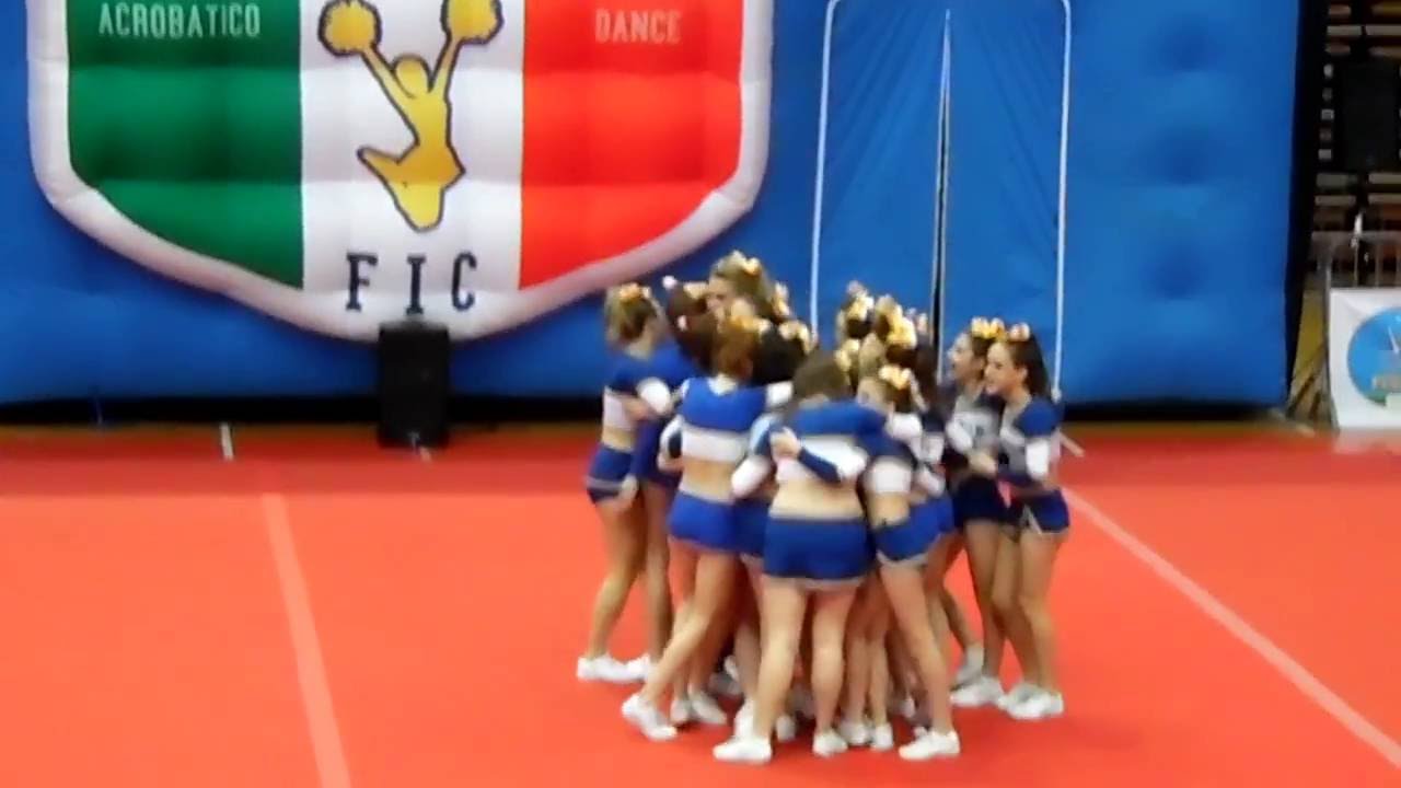 Rainbow Cheer JUNIOR Coed -Salsomaggiore 2016- - YouTube