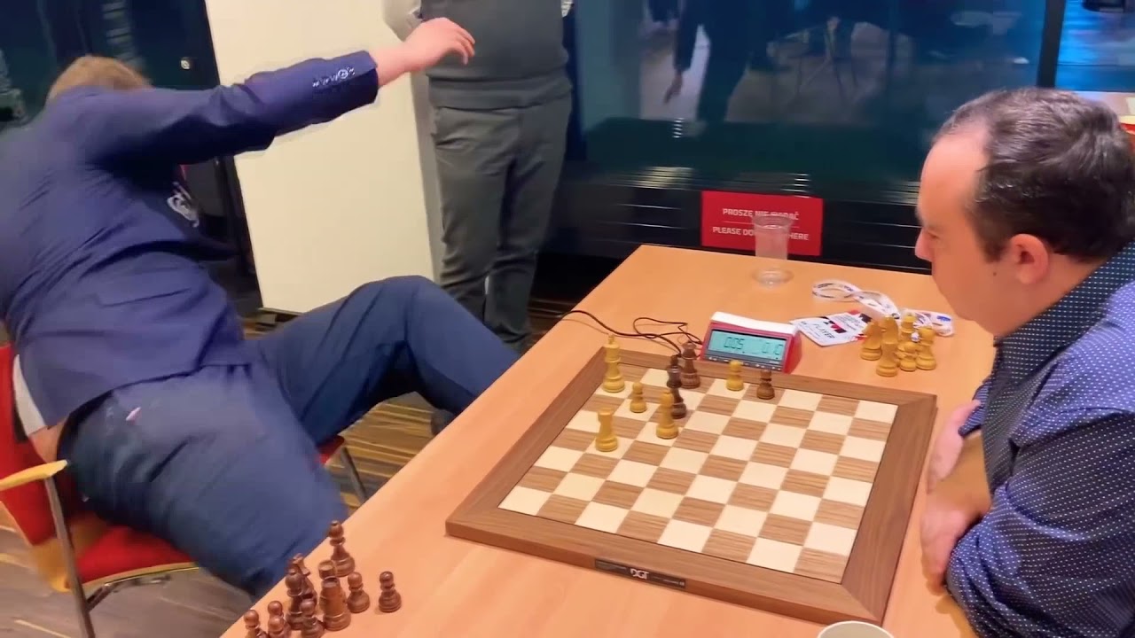 most awkward moment in chess history - YouTube