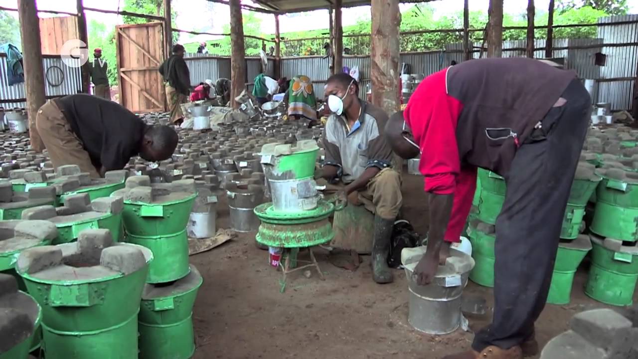 Clean Cookstove Project in Kenya - YouTube