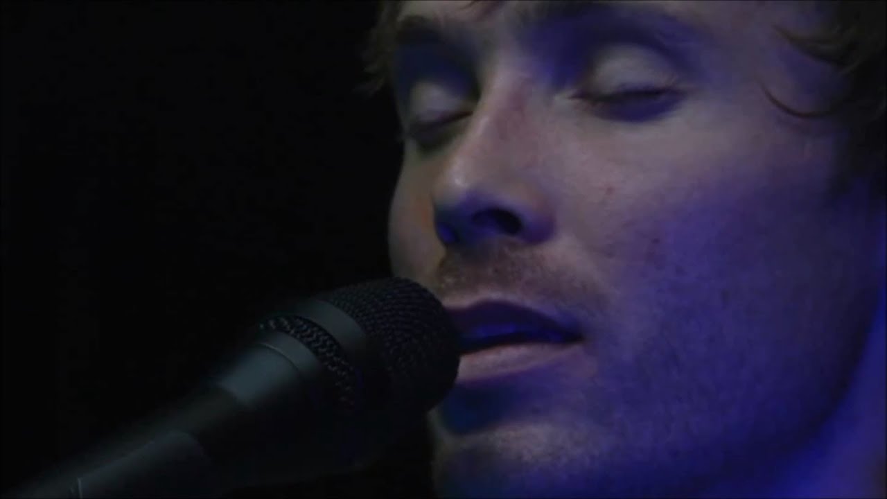 Arlyn - The Song of Everything (Live in Grahamstown) - YouTube