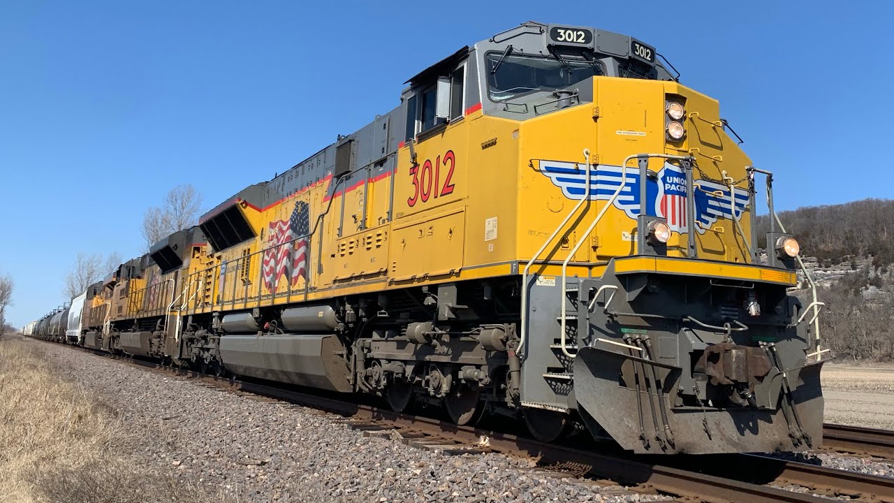 UP Mixed Freight Train Thru Fults, Illinois 2/24/24 - YouTube