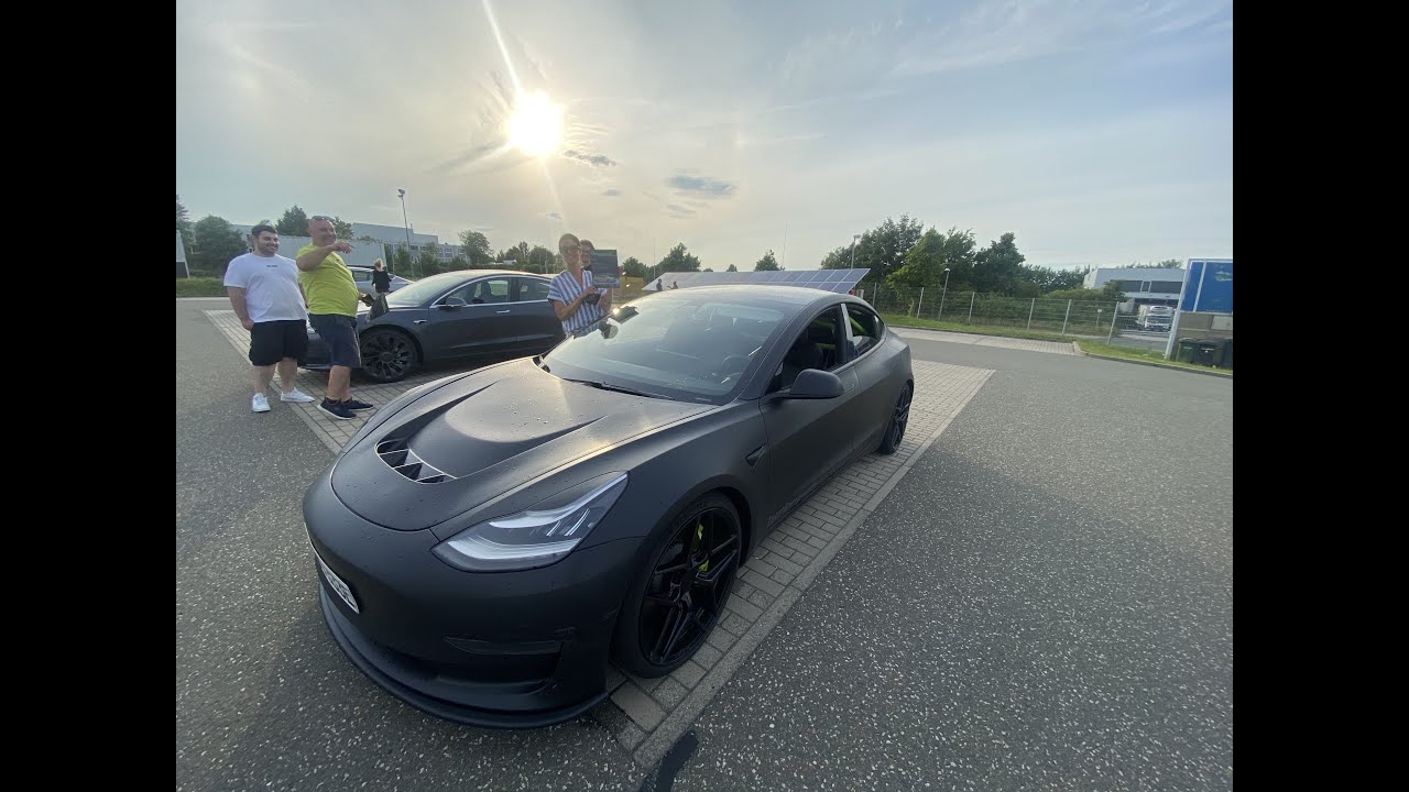 funtracks.de Tesla Model 3 Performance Drift Training drifting with ...