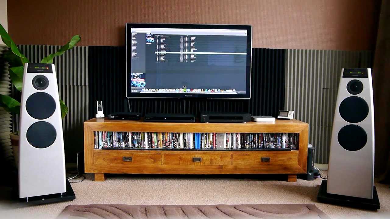 Meridian dsp 5200 meets Missing Link - YouTube