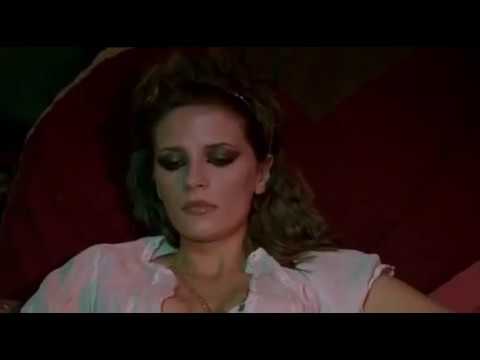Belly button piercing movie scene