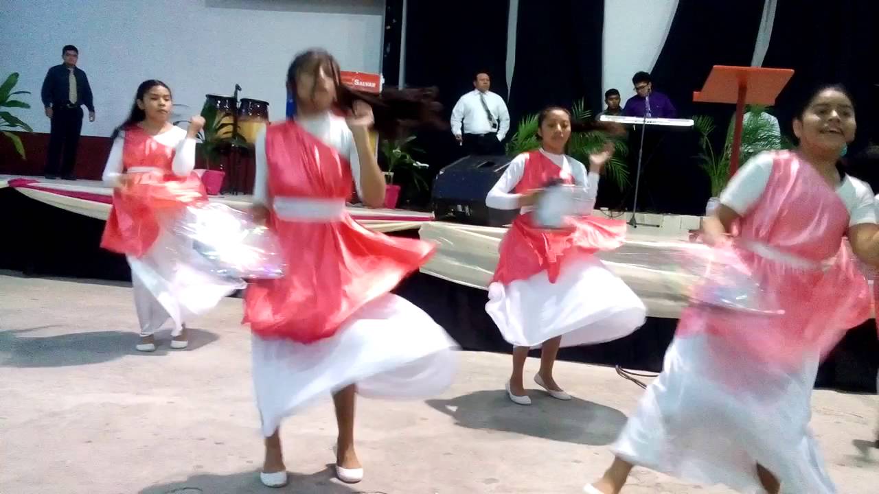 DANZA CRISTIANA CON PANDERO//Iré a la batalla contra el gigante. - YouTube