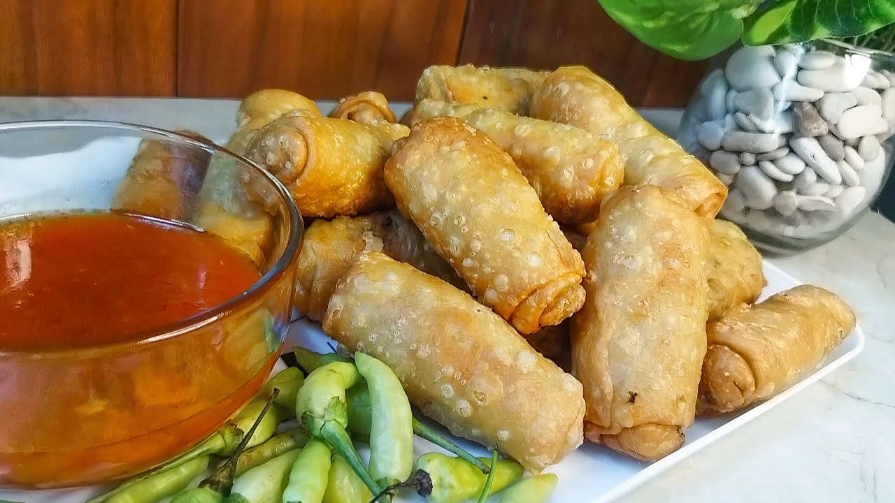 PASTEL GULUNG!! Ide Baru yang LAGI POPULER!! Renyah Gurih MANTEP BANGET ...