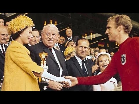 Kraliçe II. Elizabeth Katar 2022'ye Kadar Dünya Kupalarının Her Birini Yaşadı