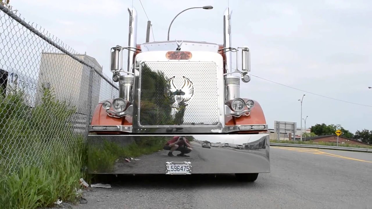 AWSOME PETERBILT 379 CUSTOM SHOW TRUCK SIGHTING - YouTube