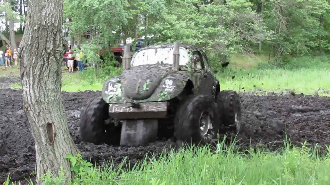Perkins Spring Mud Bog - VW Bug Mud Bogging - YouTube