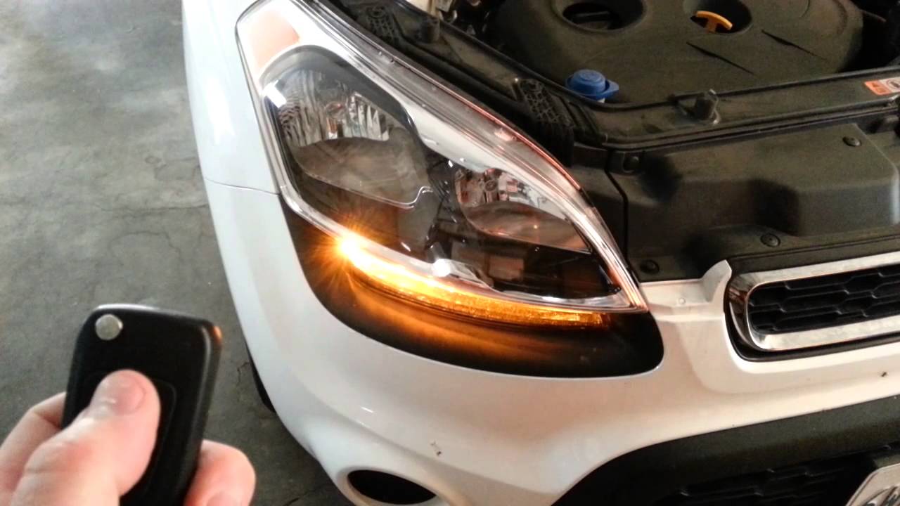 Kia Soul - Testing Key Fob After Changing Battery in Switchblade Flip ...