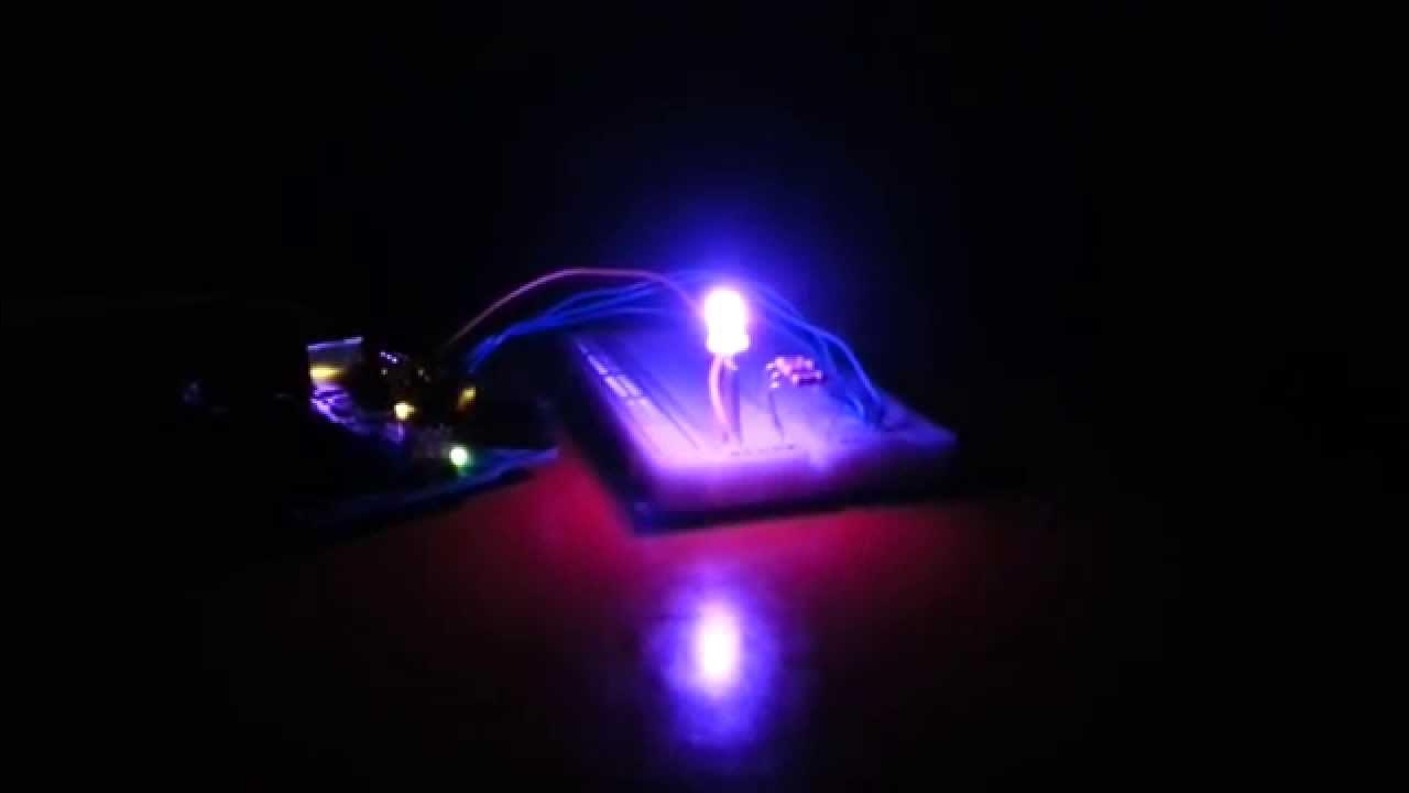 LED RGB con Arduino (2/2) - YouTube