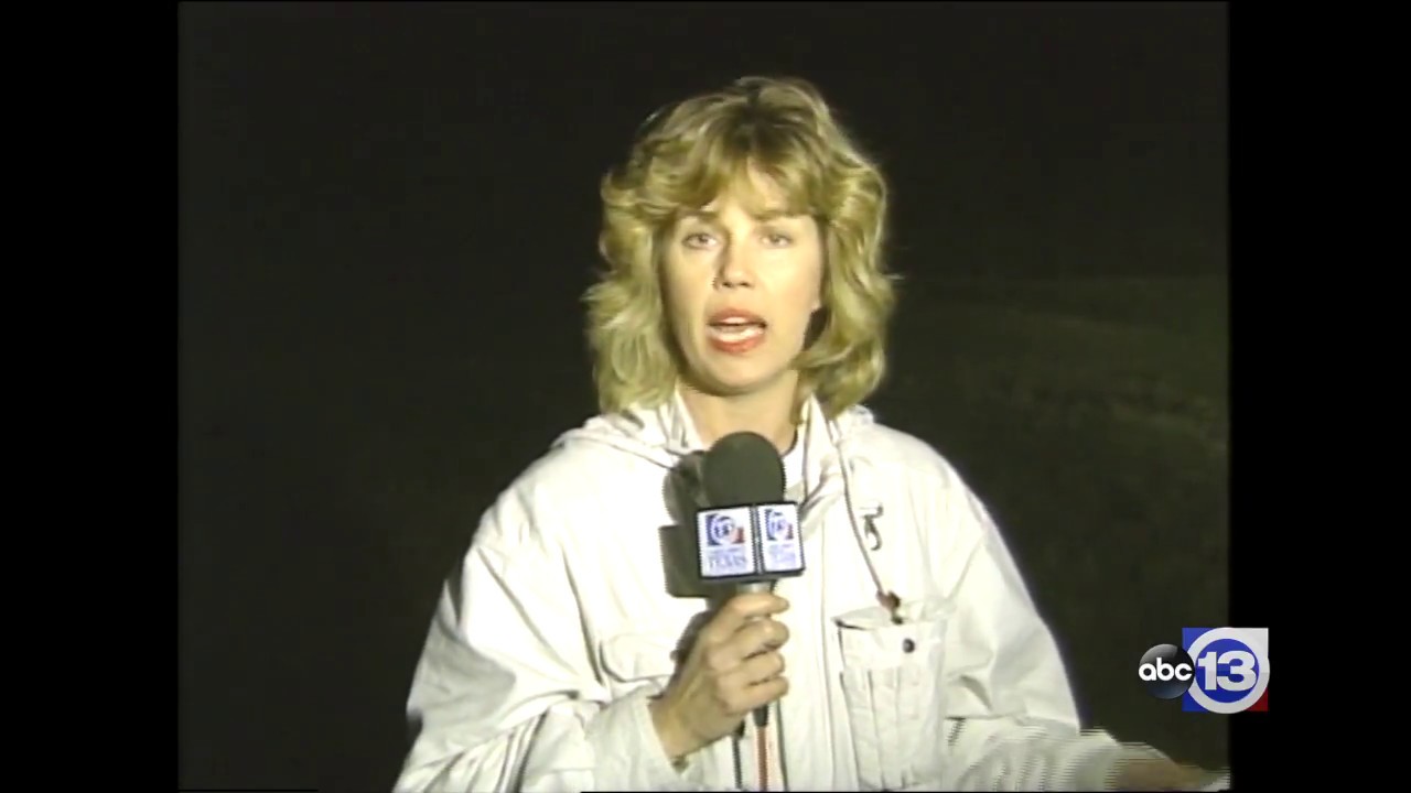 LIVE REPORT FEB 28, 1993 | THE WACO SIEGE - YouTube