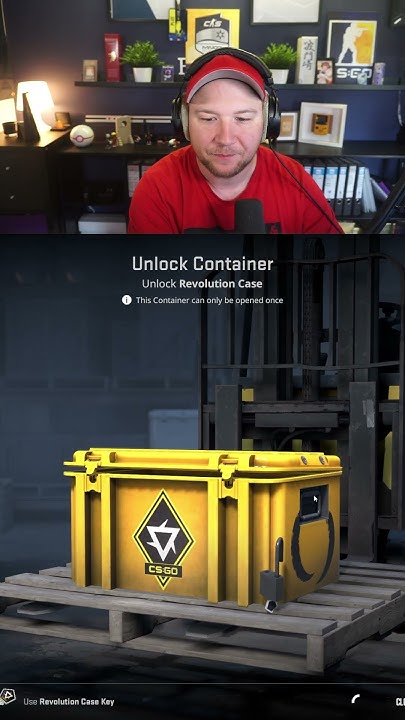 Opening Cases EVERY DAY in CS2 - Day 210/366 | Revolution Case - YouTube