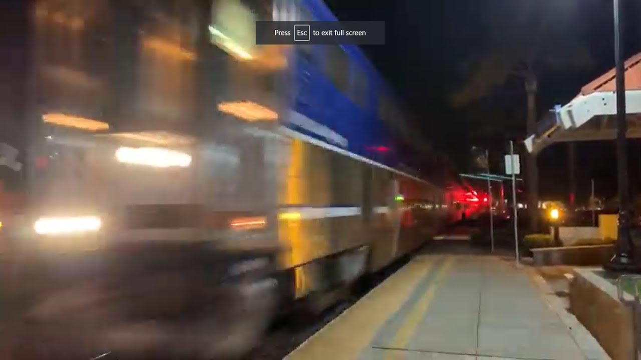 Amtrak Pacific Surfliner expressing through Encinitas with SC-44 ...