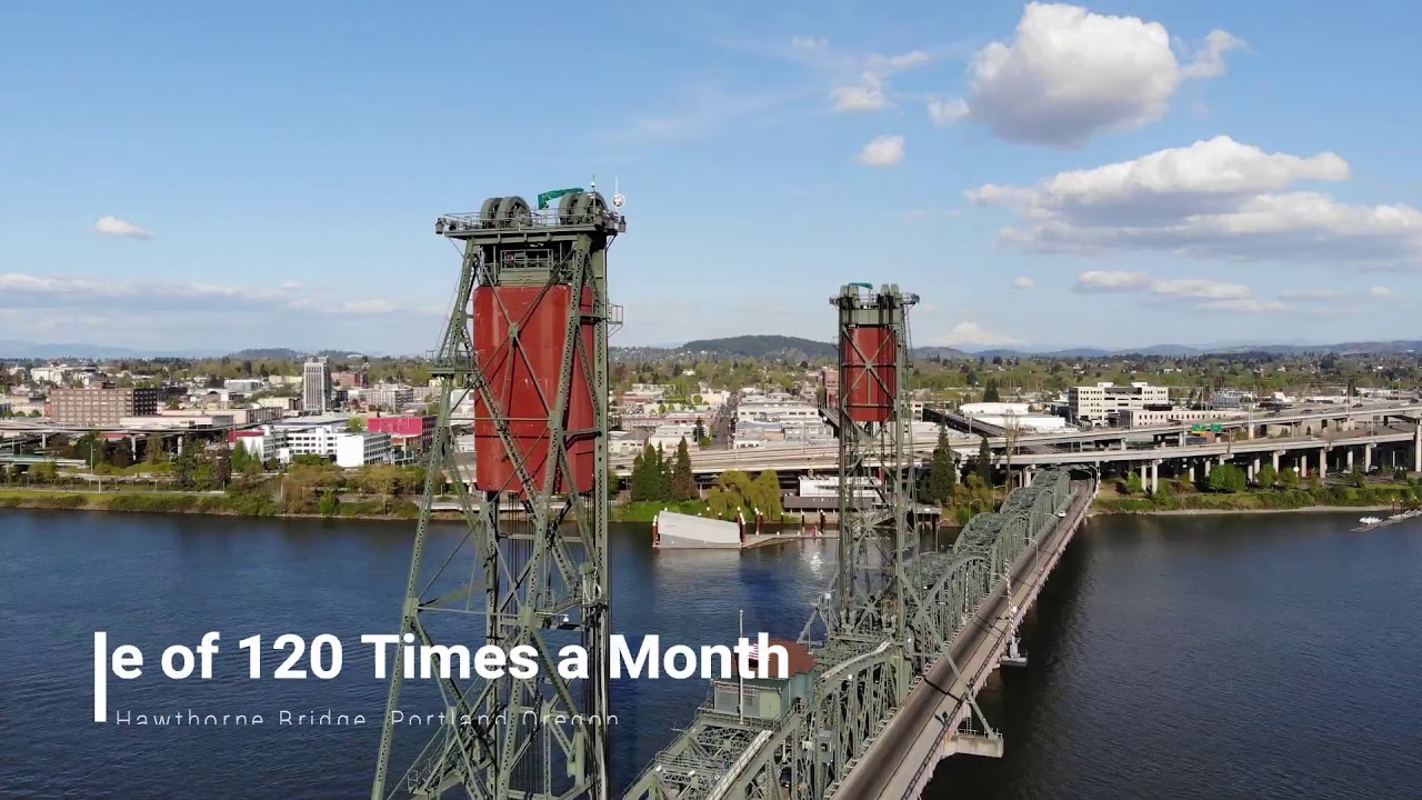 Hawthorne Bridge, Portland Oregon - YouTube