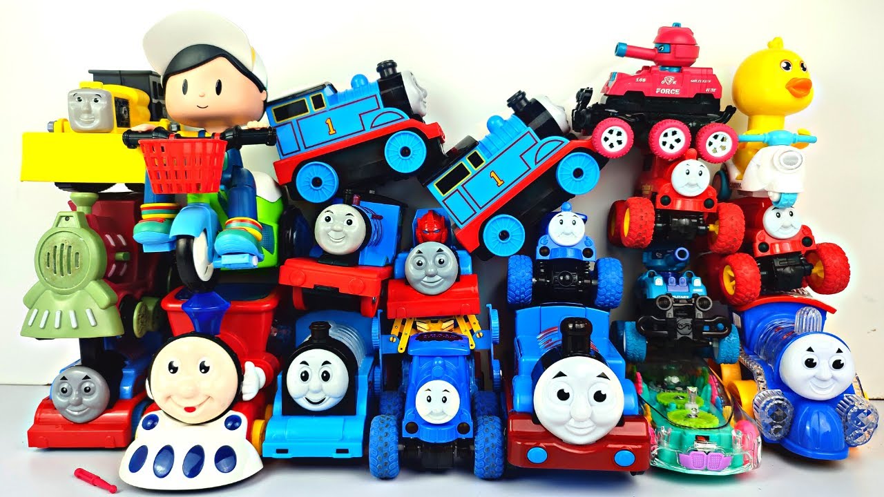 Thomas and friends, merakit kereta thomas, stunt car, mobil transparan ...