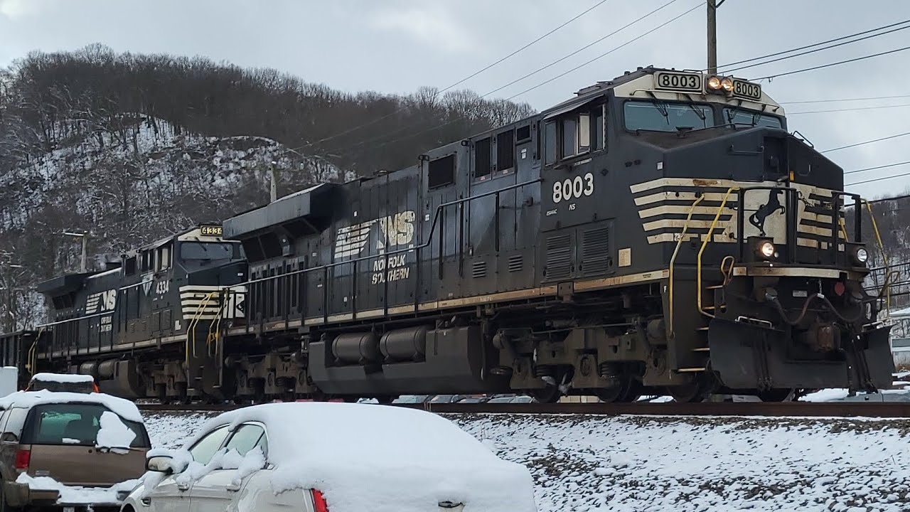 NS 8003 Leads 38G w/ Unique Rolling Stock Through Creighton, PA | 2-17 ...