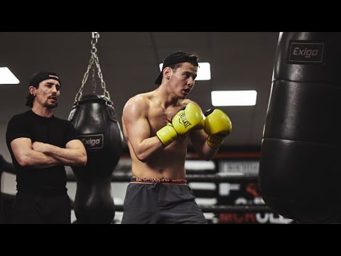 WILLIAM CROLLA INTERVIEW - PROFESSIONAL BOXER - YouTube