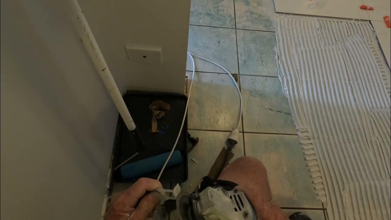 The Amazing Professional Tiler - YouTube