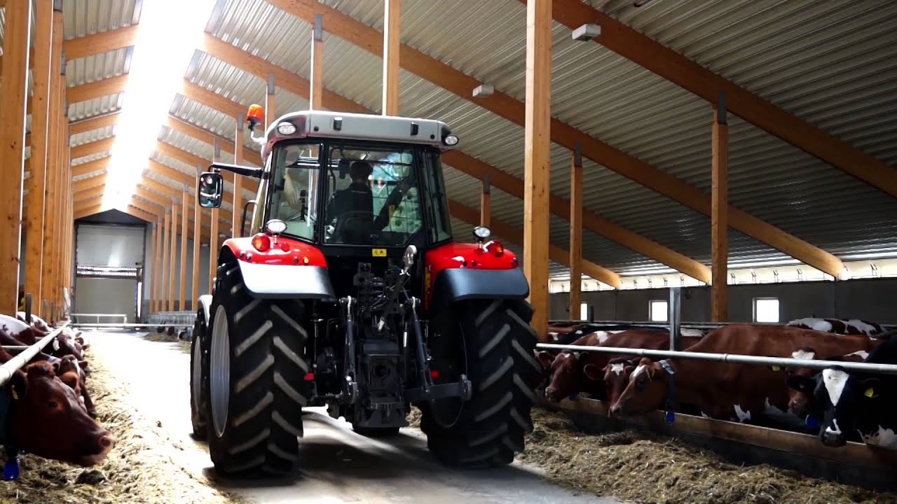Massey Ferguson 5600 - YouTube