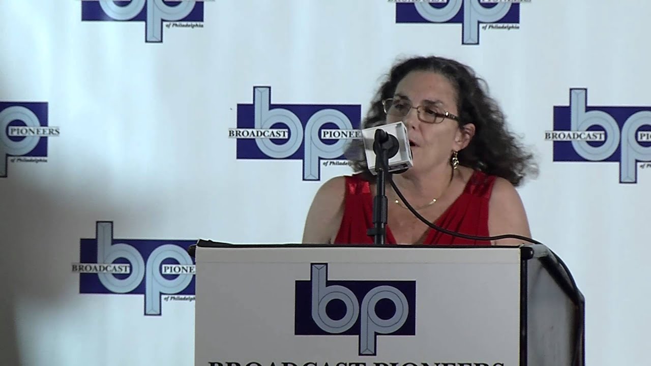 Lynne Barrett Broadcast Pioneeers Hall of Fame 2015 - YouTube
