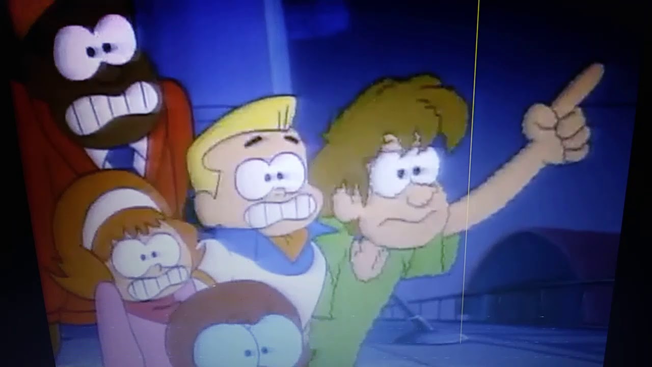A pup named scooby doo - astronaut ghost scare - YouTube